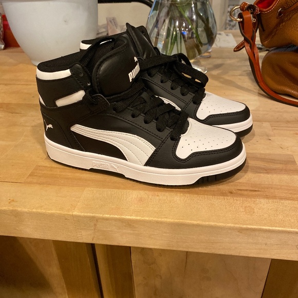Puma | Shoes | Brand New Boy Puma Sneakers | Poshmark